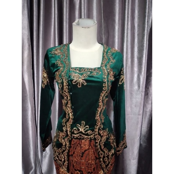 Jual Atasan kebaya kutubaru dewasa bludru klabang JUMBO | Shopee Indonesia