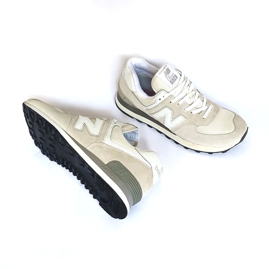 Jual Sepatu Sneakers Pria New Balance 574 Wl574evw Grey White Suede