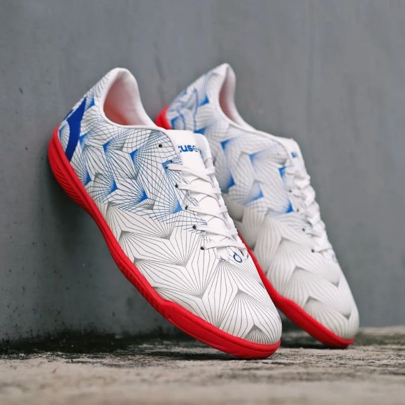 Jual ORTUSEIGHT NEUTRON IN WHITE ORTRED | Shopee Indonesia