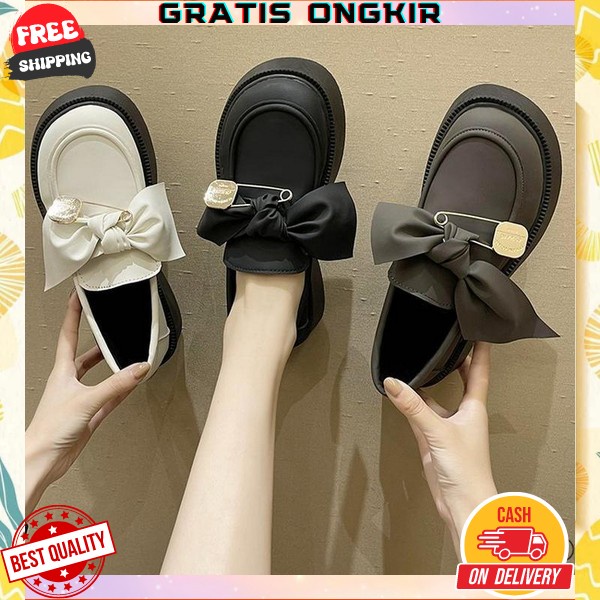 Jual Sepatu Docmart Wanita Hitam Gesper Hak Datar Kasual Import Premium ...