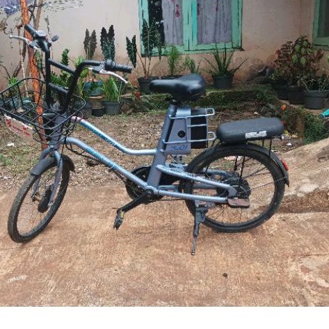 Jual sepeda listrik selis EOi ban angin baru (kenda) | Shopee Indonesia
