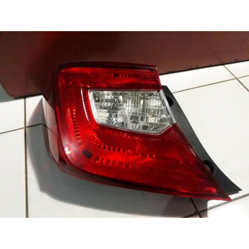 Jual Lampu stop Tail Lampu belakang Assy All New Brio Satya RS 2018 ...
