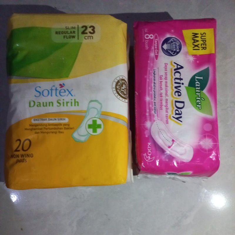 Jual Softex Daun Sirih Isi 20 Non Wing Pads & Laurier Active Day Non ...