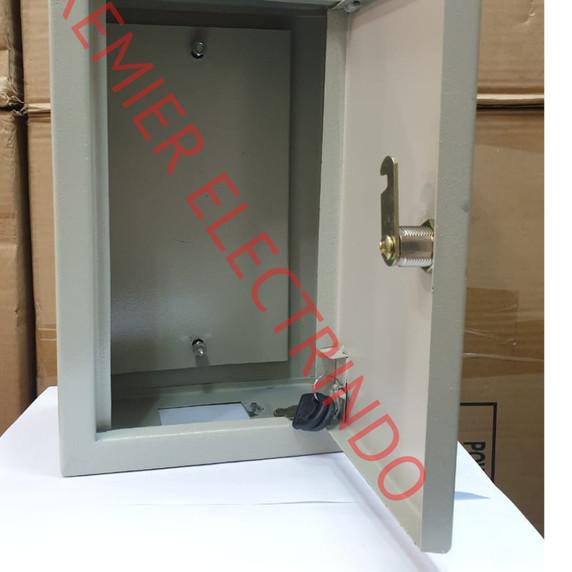 Jual Panel Box Indoor 20x30x12cm 1mm - Panel Listrik / Box Panel MCB 1p ...