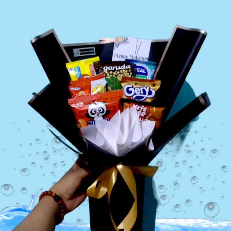 Jual Bucket snack wisuda sempro Buket bunga boneka jajan hadiah ulang ...