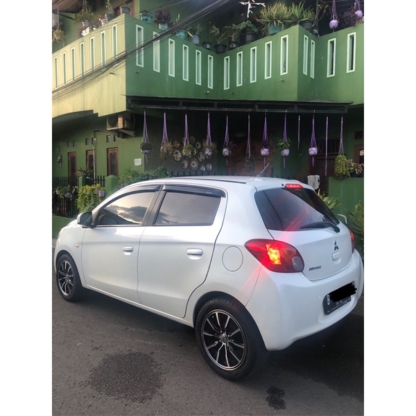 Jual Mobil Mitsubishi Mirage 1.2 GLX 2016 Pajak ON Putih Surat Lengkap ...