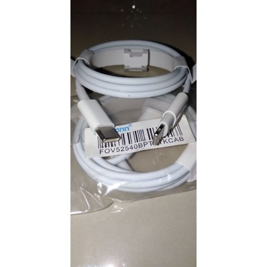 Jual Kabel Data USB-C to Lightning FOXCONN | Shopee Indonesia