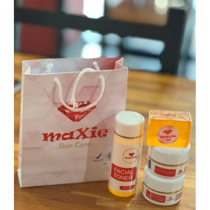 Jual MAXI GLOW ORI KEMASAN BARU COCOK UNTUK SEMUAJENIS KULIT | Shopee ...