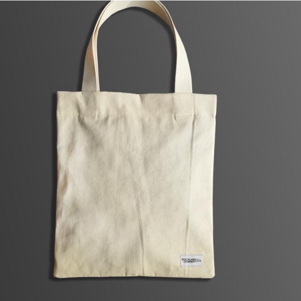 Jual Tote Bag Kanvas Polos Stocklabs Company Broken White - Resleting | Shopee Indonesia