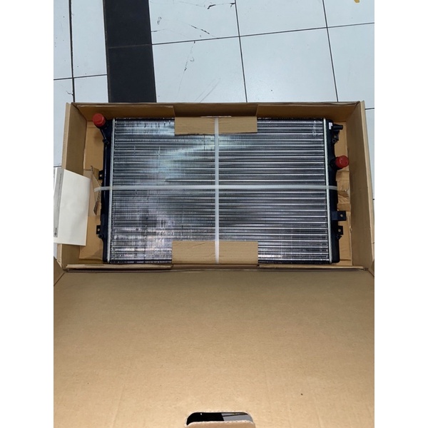 Jual RADIATOR VW TIGUAN MATIC AT 1.400cc TSI 2007 2008 2009 2010 2011 ...