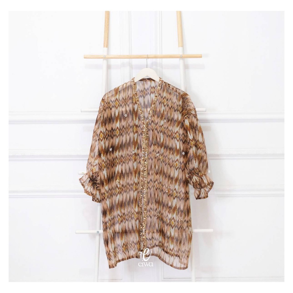 Jual EIWA | Outer Bodo Top Vasya Gradasi Brown | All Size | Shopee ...