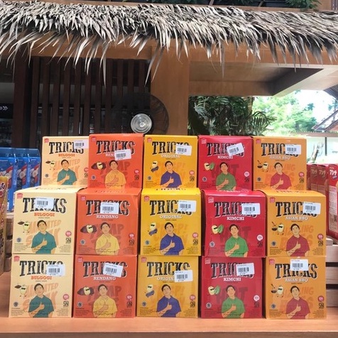 Jual Snack TRICKS Baked Crisps Kentang Rasa Kimchi / Original / Rendang ...