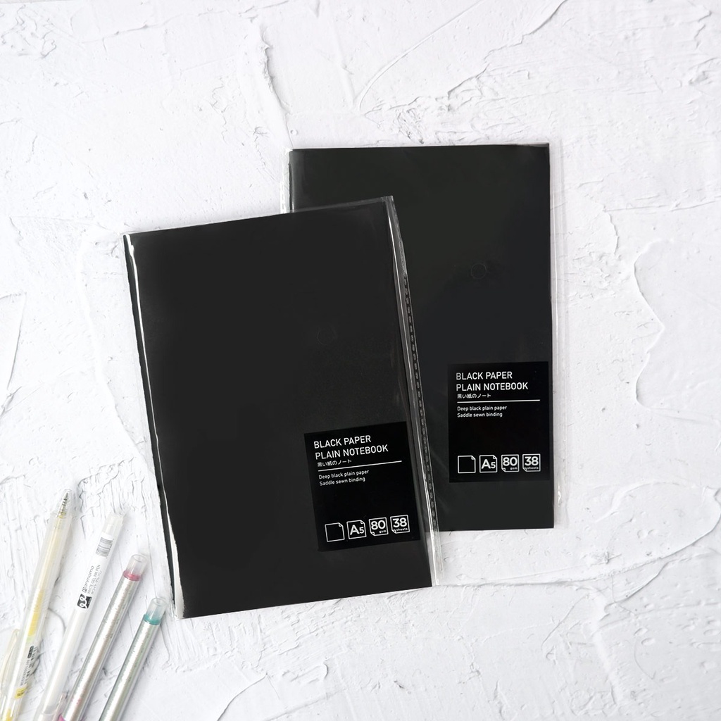 Jual Sketchbook Hitam Polos A5 - Black Paper Plain Notebook A6 A5 B5 ...