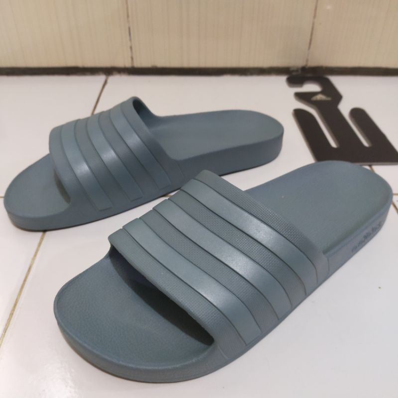 Jual Sandal Adidas Adilette Aqua Original GZ1153 | Shopee Indonesia