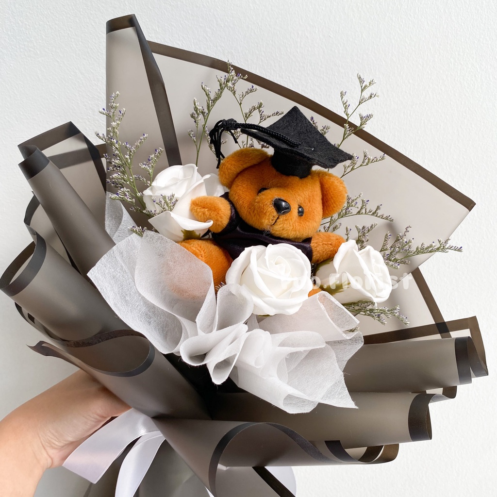 Jual PAO FLORIS Teddy Graduation + 3Pcs Soap Rose PAO FLORIST / Bunga ...