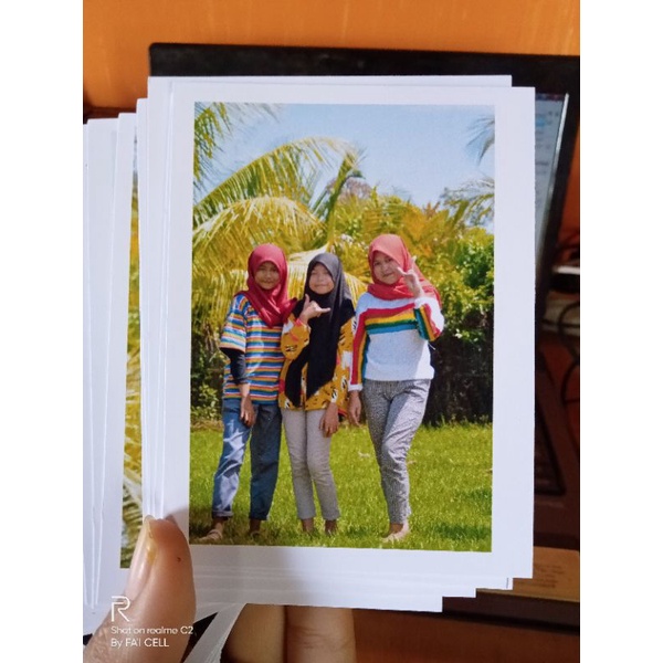 Jual cetak foto polaroid UK 2R ( 6x9) | Shopee Indonesia