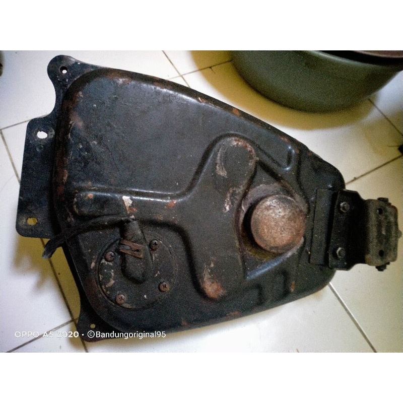 Jual tanki satria hiu original copotan | Shopee Indonesia