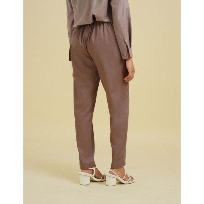 Jual Original Thenblank Chino Pants Cedar Original | Shopee Indonesia