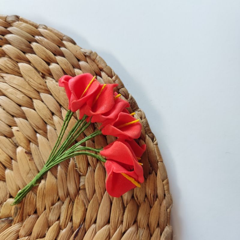Jual BUNGA LILY MINI / CALLA LILY MINI / BUNGA KUKU 1 IKAT ISI 12 BUNGA ...