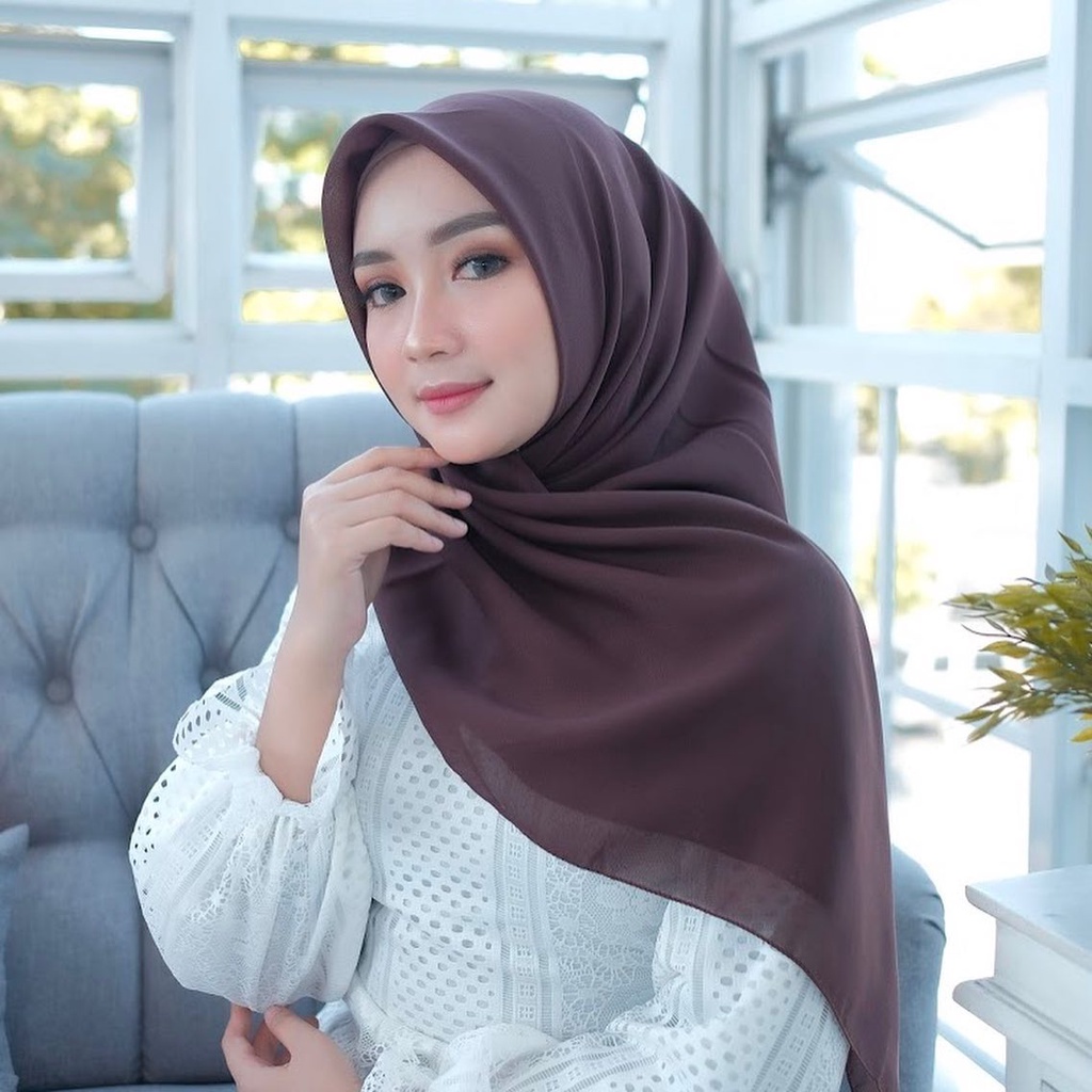Jual [ COD ] Bella Square 50 Warna Hijab Jilbab Segi Empat | Shopee ...