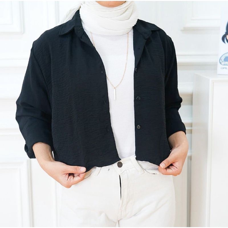 Jual HANIN CROP / KEMEJA CROP CRINCKLE AIRFLOW BY MISHA LABEL | Shopee ...
