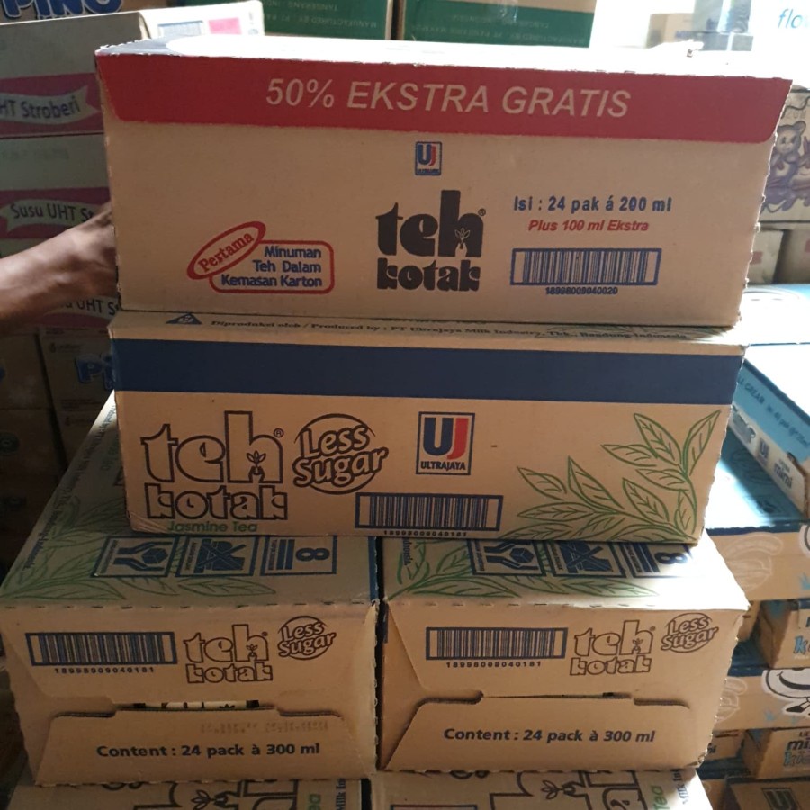 Jual CTN 24*300ML - TEH KOTAK ULTRA 300ML LESS SUGAR / ORIGINAL MANIS | Shopee Indonesia