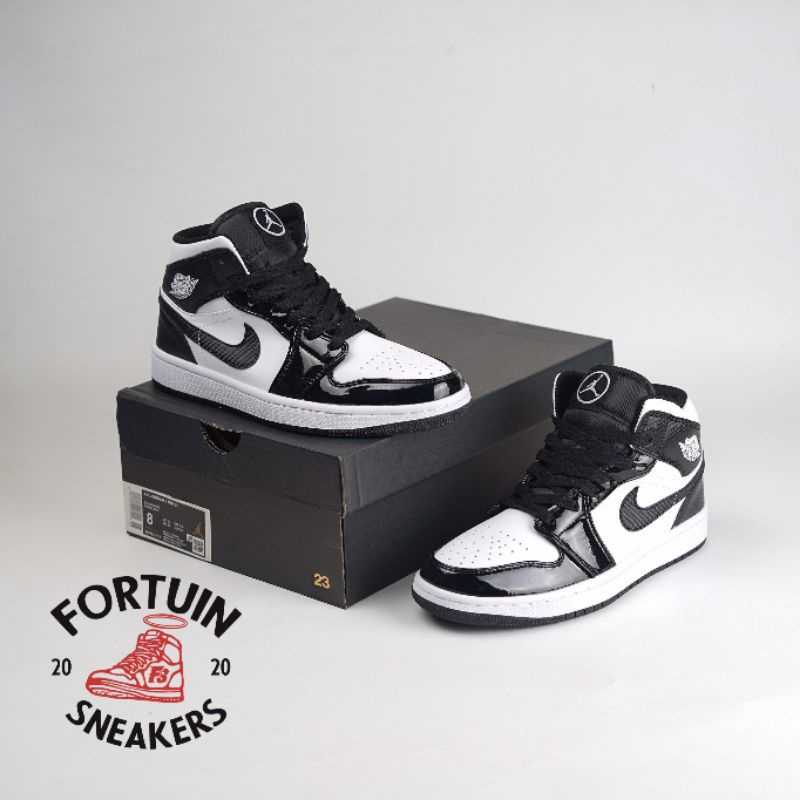 Jual Sepatu Air Jordan 1 Mid All Star Carbon Black White - Desain ...