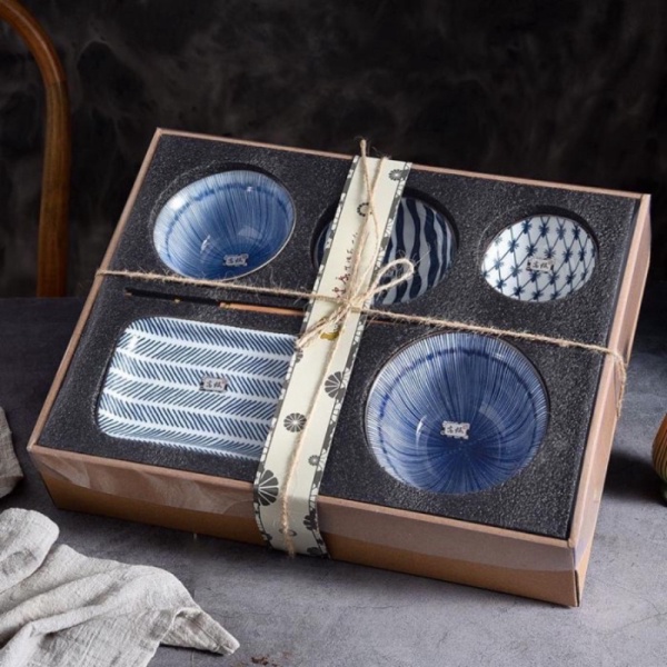 Jual Unik Wedding Gift Idea Japan Plate set Bowl Chopstick / Ceramic ...