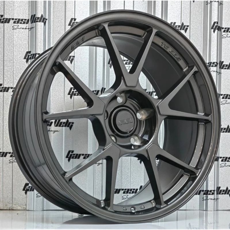 Jual VELG MOBIL RING 18 TC005 FLOW FORMING UNTUK INNOVA REBORN, VENTURER | Shopee Indonesia