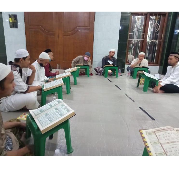 Jual Tampil Beda dengan meja mengaji plastik Tebal MEREK NIKTECH [5BK] | Shopee Indonesia