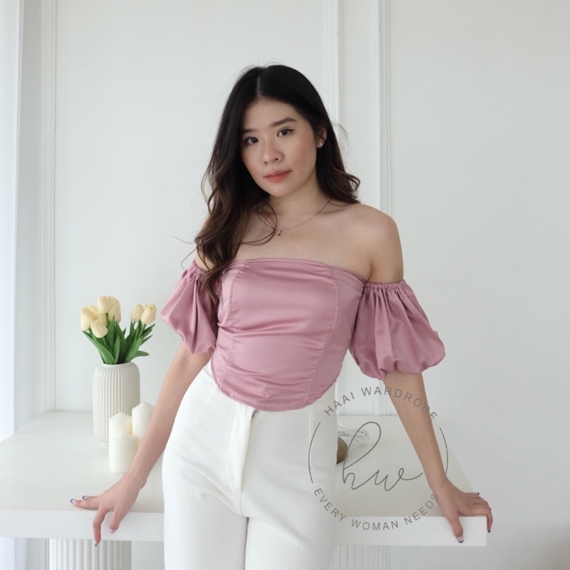 Jual HW - Vara Top - Square Neck Top Sabrina Top Crop Top Satin ...