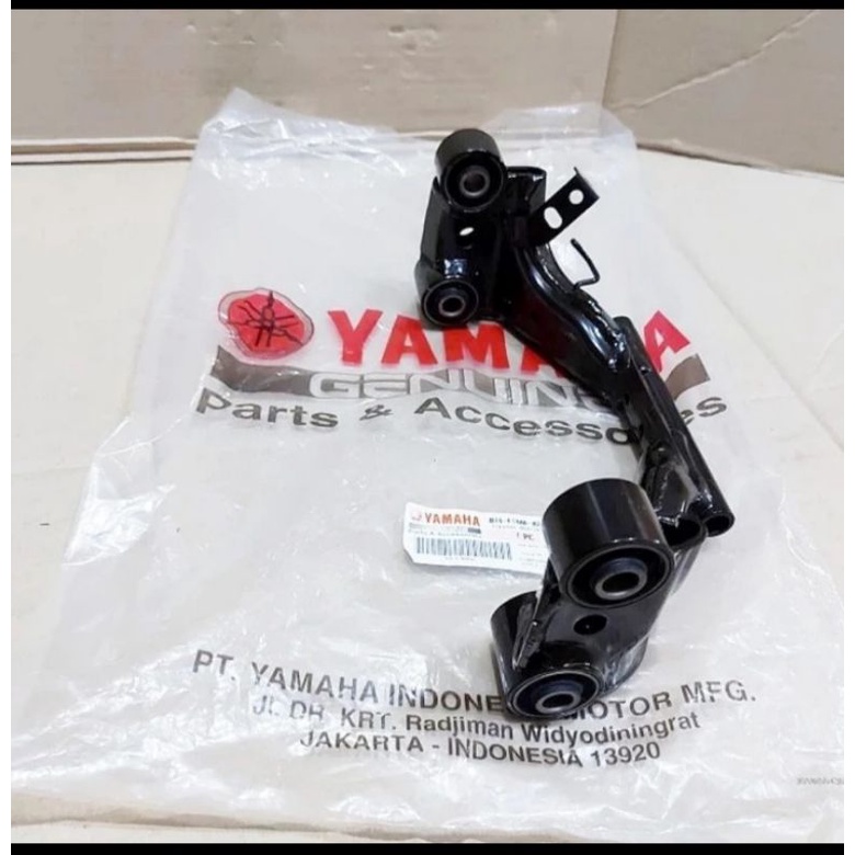 Jual BREKET ENGINE MOUNTING DUDUKAN MESIN XMAX 250 PART ORIGINAL YAMAHA ...