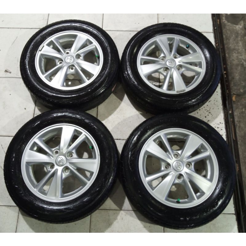 Jual Velg Std Oem Mobil Toyota Avanza Veloz R15 Pcd 4x114,3 + Ban 185 ...