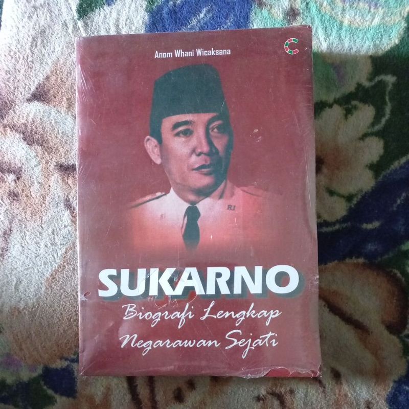 Jual BUKU BIOGRAFI SUKARNO BIOGRAFI LENGKAP NEGARAWAN SEJATI | Shopee Indonesia