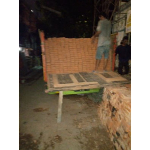 Jual batu bata jumbo UK.20x10x5 cm | Shopee Indonesia