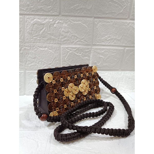 Jual Tas batok kelapa/Tas tempurung kelapa/ Tas wanita selempang/ Tas ...