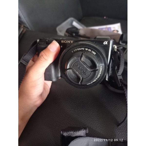 Jual Mirrorless Sony a6000 Kit | Bukan 1000D 1100D 1200D 1300D 1400D ...