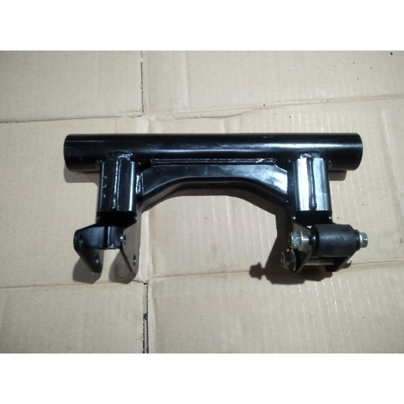 Jual Ayunan mesin Aerox 155 original B65 engine mounting sambungan ...