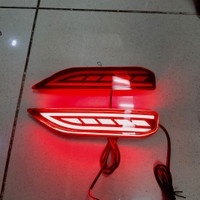 Jual LAMPU REFLEKTOR MOBIL MITSUBISHI XPANDER GARIS | Shopee Indonesia