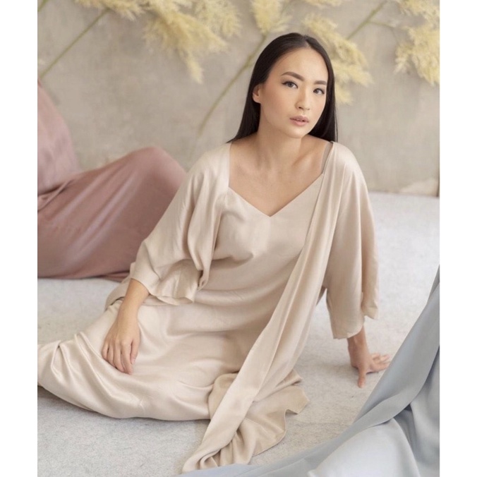 Jual NOVERE KYOMI Dress & BEAU (Long Outer) PEACH | Shopee Indonesia