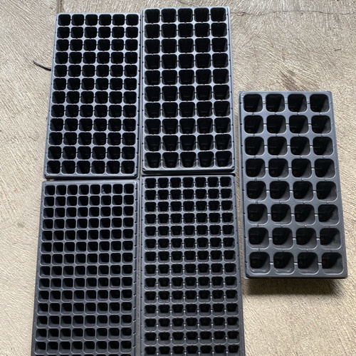 Jual Tray semai dan alas tray semai tanaman mulai 32 lubang sampai 200 ...