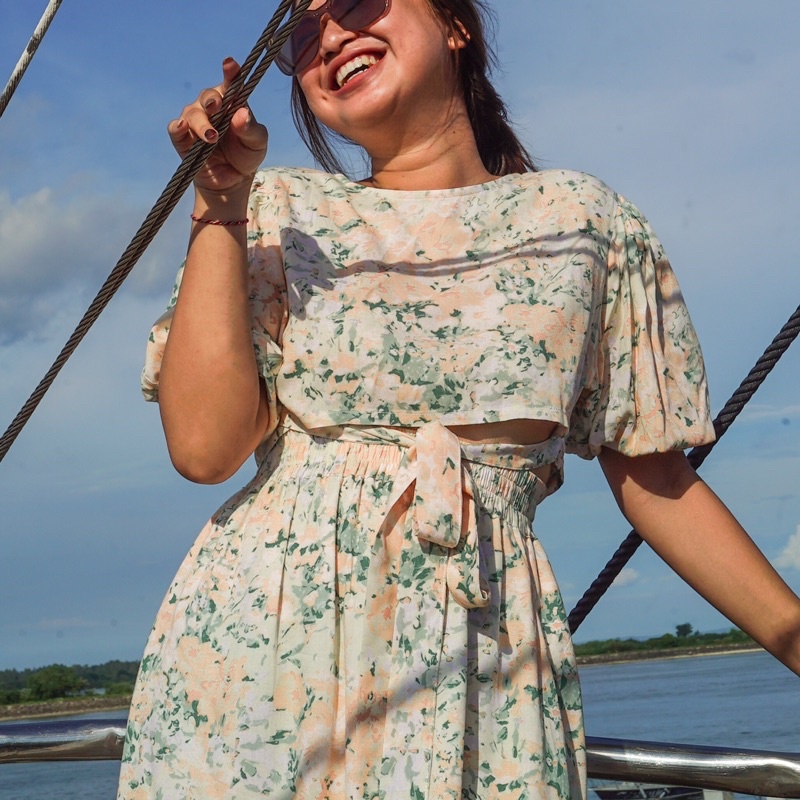 Jual Sorathebrand - Lana Set | Set crop top dan rok elegan dengan tali ...