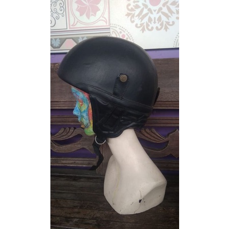 Jual helm jungli kulit dewasa hitam stok lama | Shopee Indonesia