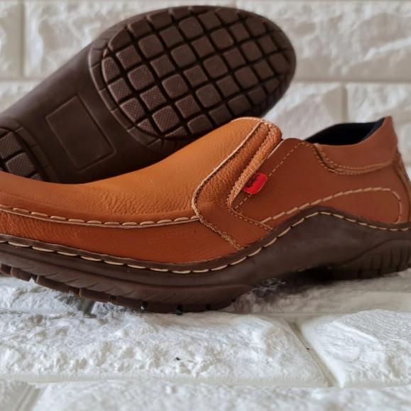 Jual Sepatu Pantofel Kickers - Sepatu Kulit Asli - Sepatu Kerja Pria ...