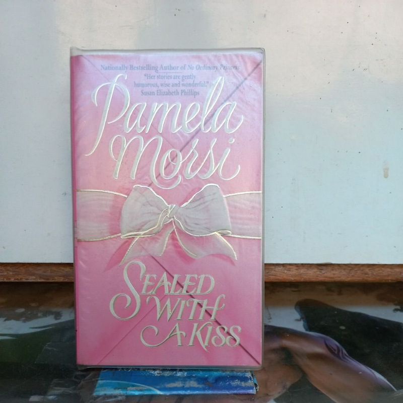 Jual Novel Roman - Sealed With A Kiss | Shopee Indonesia