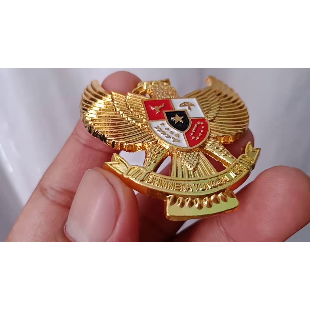 Jual Pin garuda kuningan/Pin cor garuda/Pin garuda | Shopee Indonesia