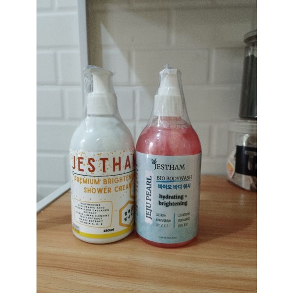 Jual PAket bodyshower dan shower cream jestham | Shopee Indonesia
