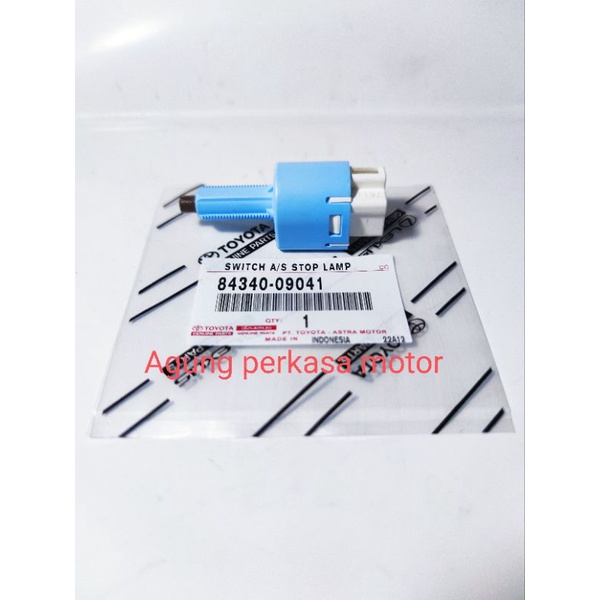 Jual Switch rem, switch stop lamp innova reborn (original) | Shopee ...