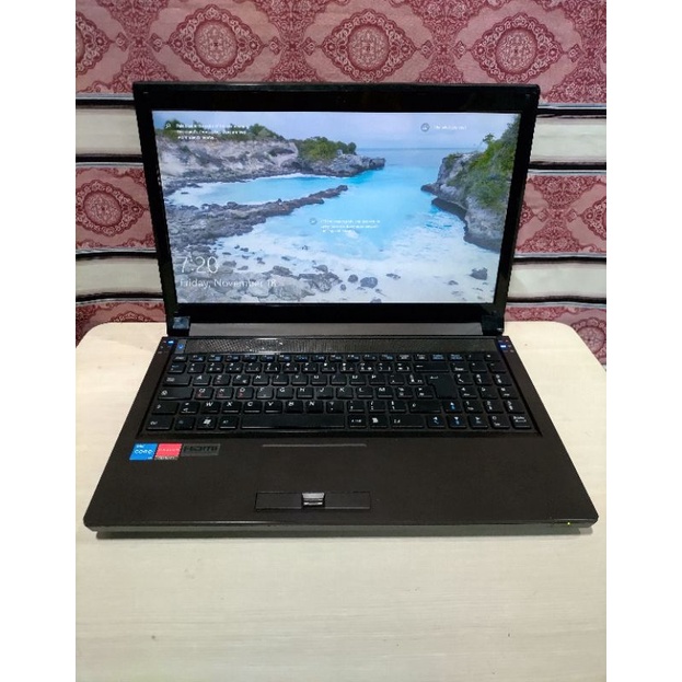 Jual LAPTOP EROPA BAREBONE 15 INCH i7 SSD VGA AMD 2GB GDDR5 CLEVO ...