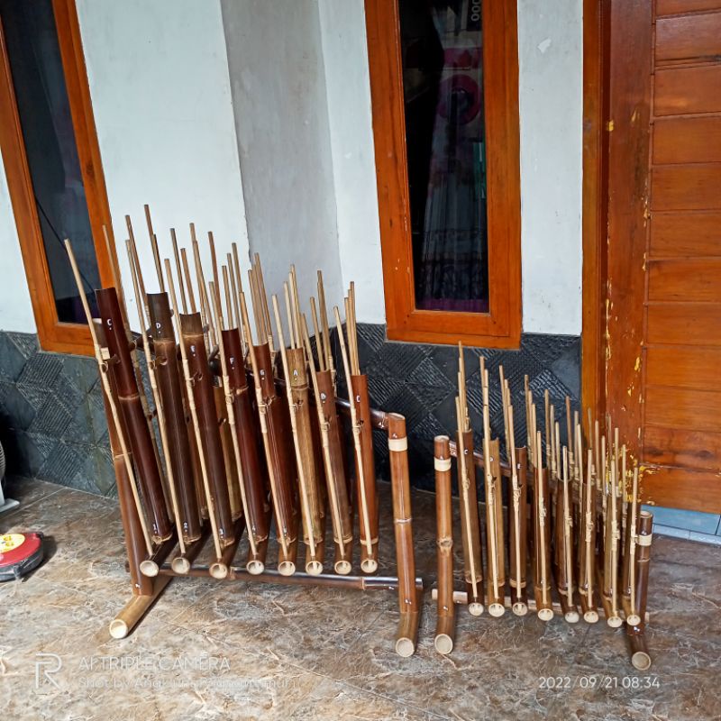 Jual Angklung 2 oktaf nada Rendah & nada sedang jumlah 8 nada 3 tabung ...